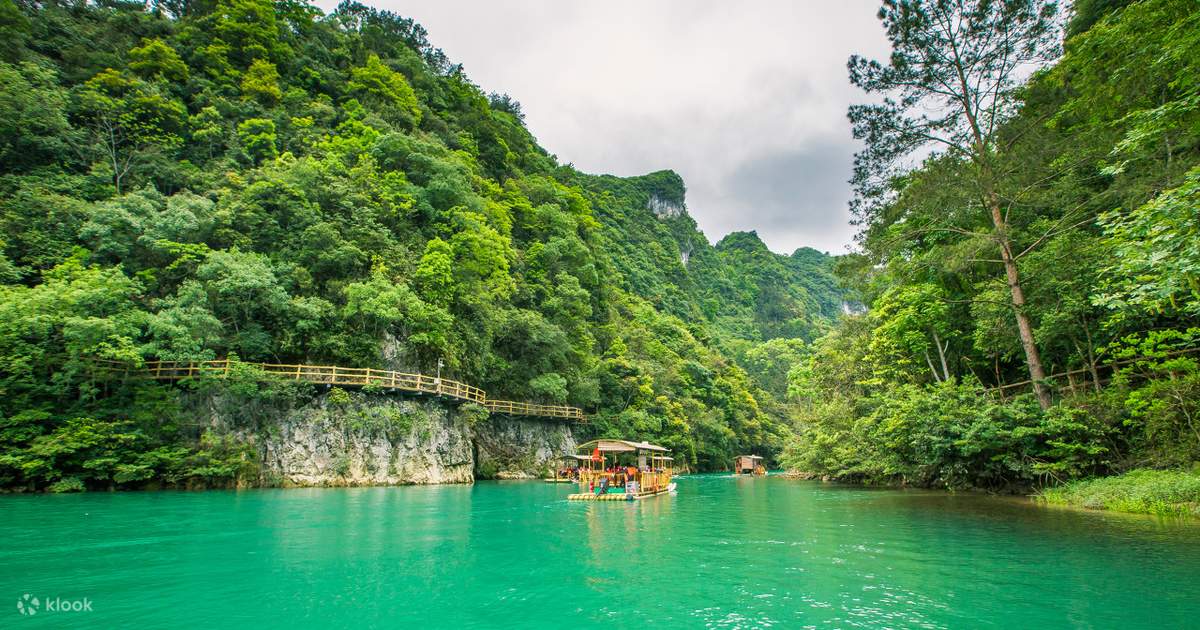Circuit de 4 jours à Guizhou Guiyang + Huangguoshu + Xiaoqikong + Village Miao de Xijiang Qianhu ...
